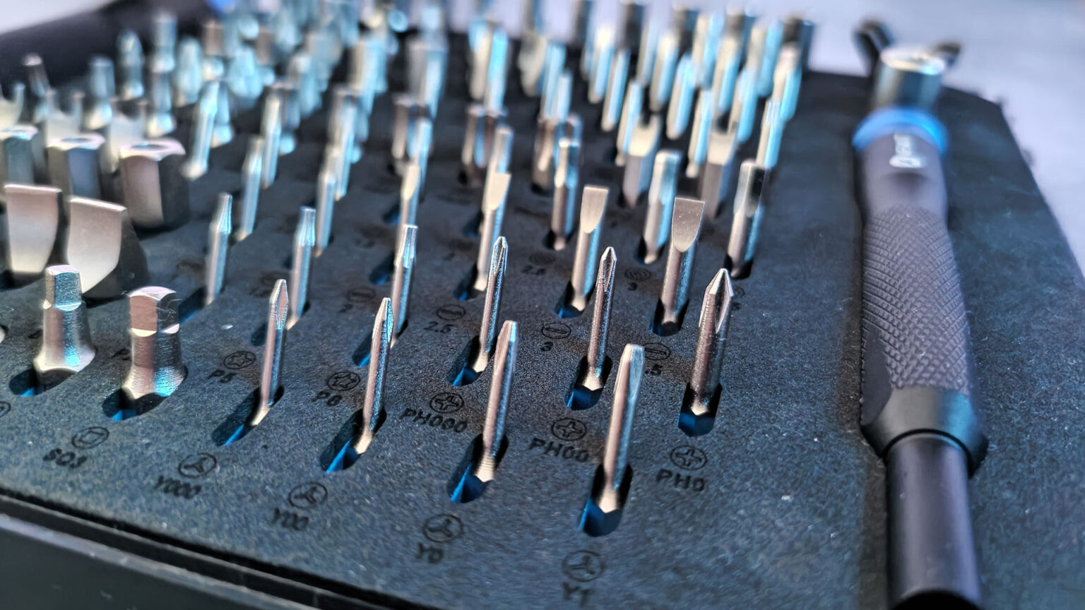 iFixit Manta Precision Bit Set – Test/Review - game2gether