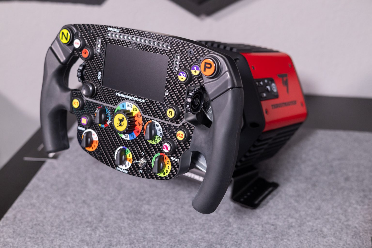 Thrustmaster T818 Ferrari SF1000 Simulator - Test/Review - game2gether