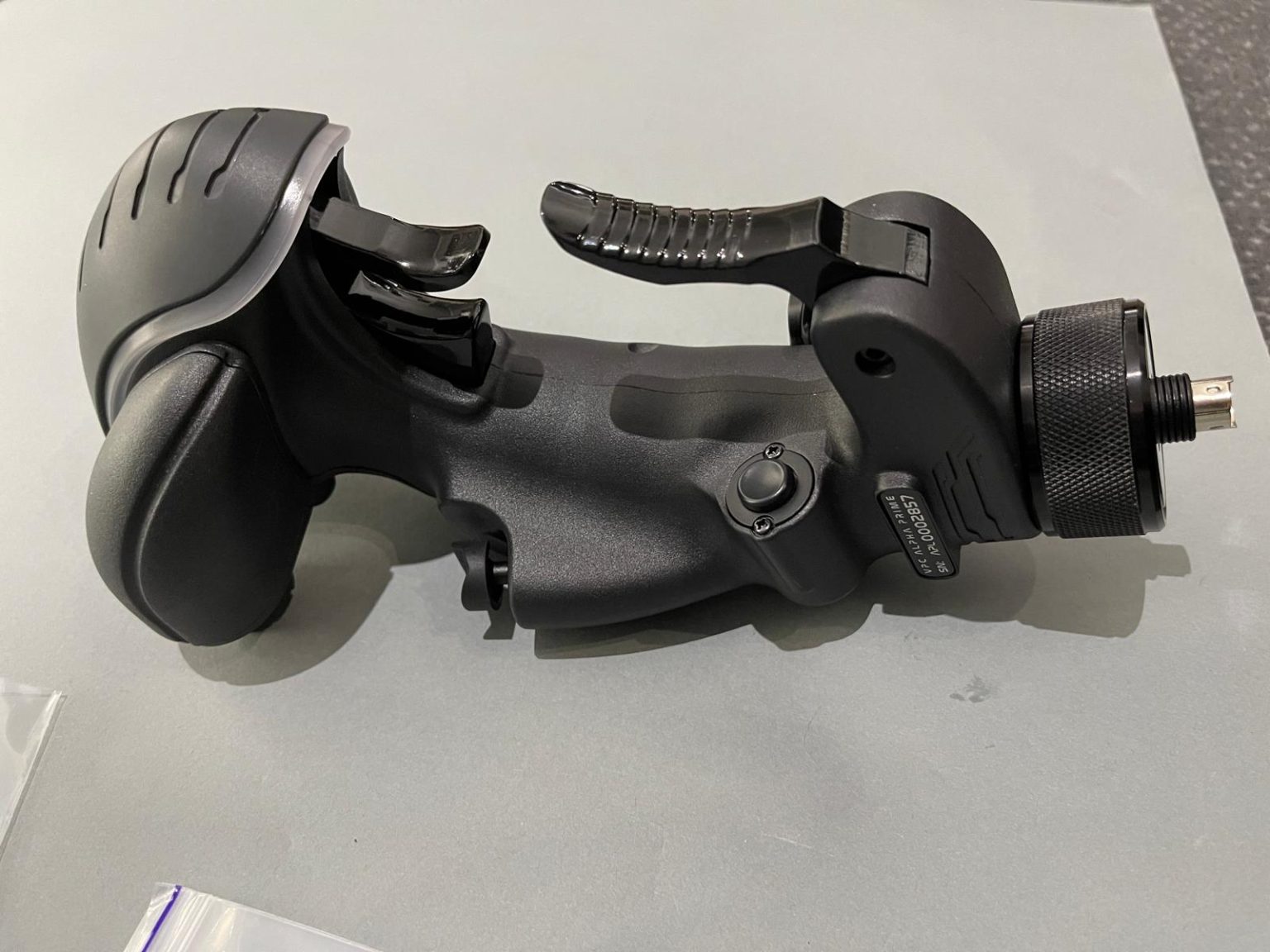 Virpil Alpha Prime im 1000 Stunden Dauertest: Ultimatives Flightstick ...