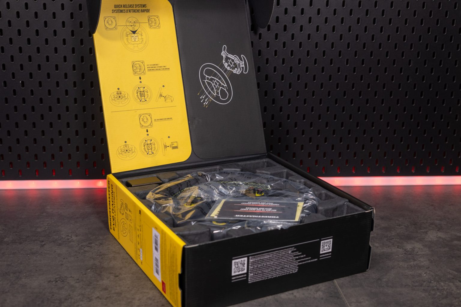 Thrustmaster EVO Racing 32R Leather - Test/Review - game2gether
