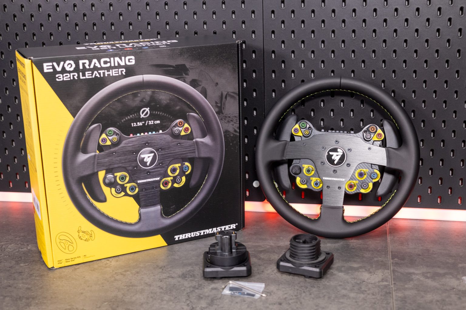 Thrustmaster EVO Racing 32R Leather - Test/Review - game2gether