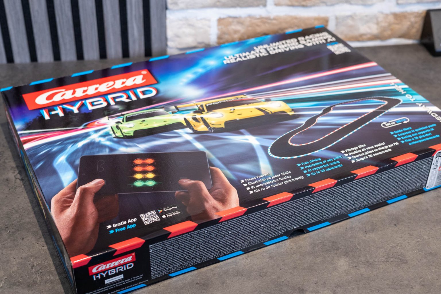 Carrera Hybrid im Test - game2gether